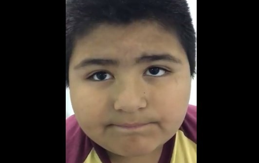 El nene que se tragó un silbato y emite un extraño sonido cada vez que ...